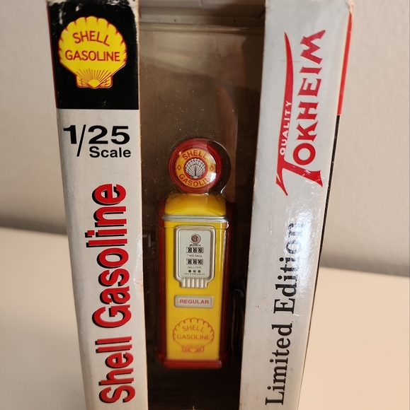 Clearbox | Other | New In Box Gearbox Collectible 200 Heavy Diecast ...